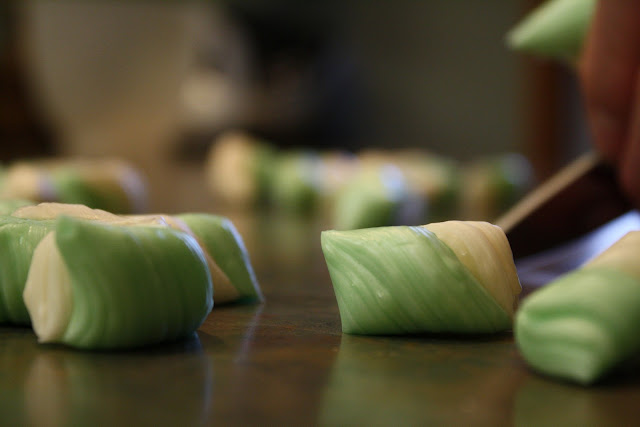 Monday Manners: Southern Candies - Sweet Southern Prep