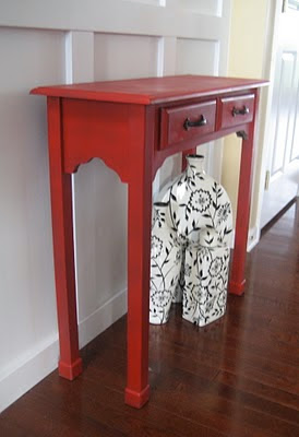 Red Painted And Glazed Accent Table | Remodelaholic