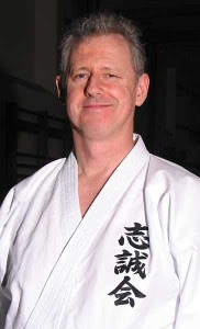 Japan Karate Net: KWF Sensei Robert Sidoli, October 25th, 2009 UK