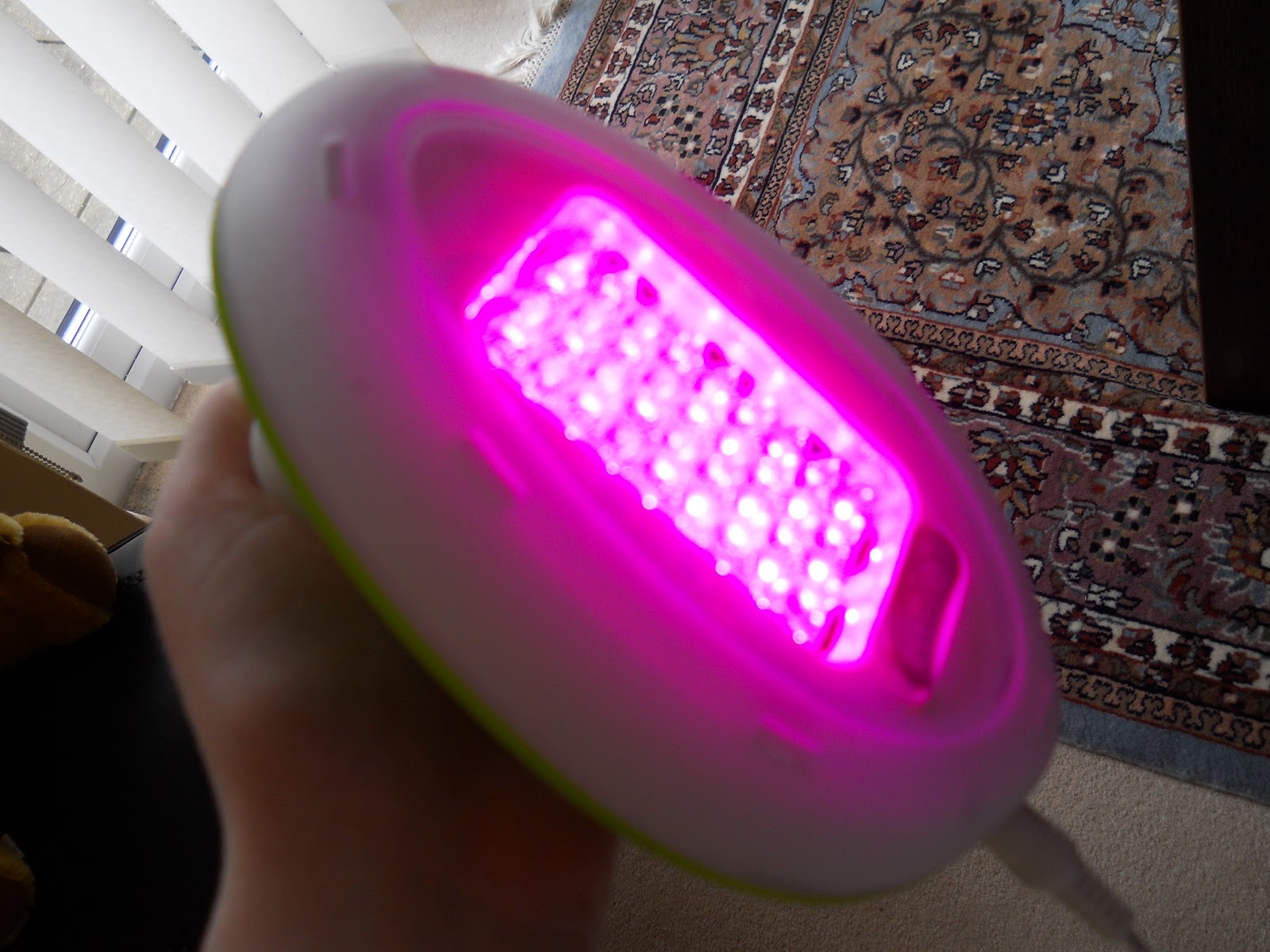 Ramblings of a Cosmetic Junkie: Lumie Clear- Natural UV Light Acne ...