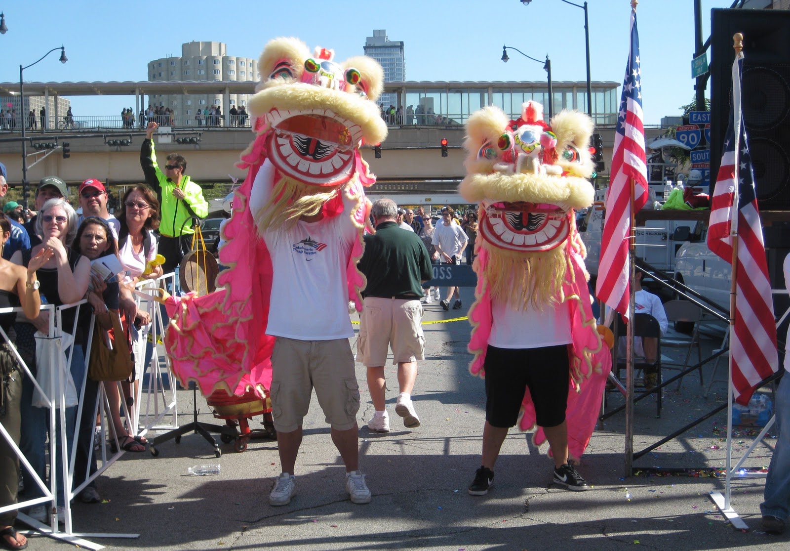 Marathon Pundit: Chicago Marathon 10/10/10: Chinatown Marathon Pundit: Chicago Marathon 10/10/10: Chinatown