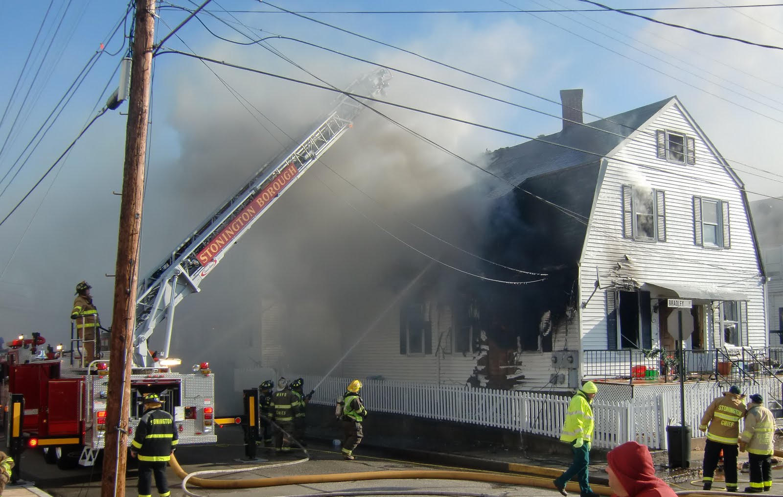 Homebrewtvnews: ‎2 Bradley St house fire Stonington Borough Stonington ...