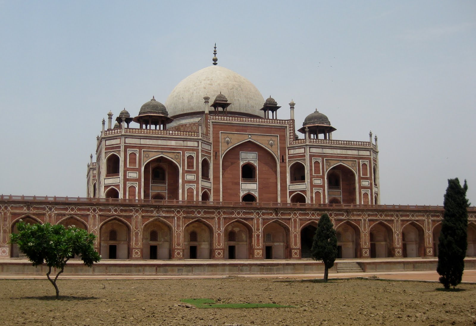 "CHITRA PAT": Humayun's Tomb