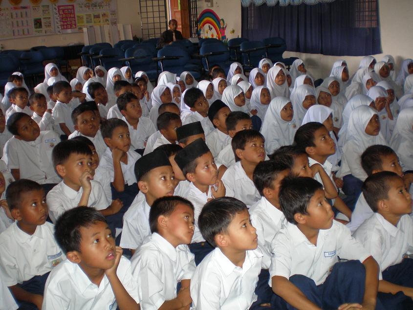 Sekolah Kebangsaan Meru 2: Tayangan Video Keselamatan Jalan Raya