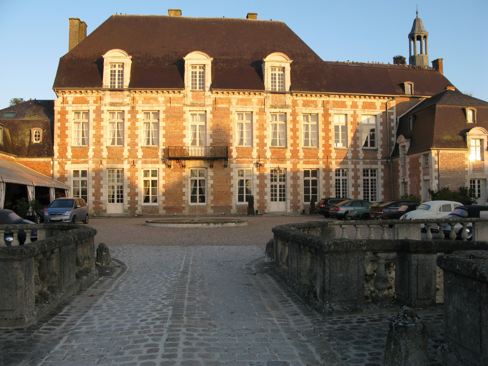 Gulf of St Tropez Life: Chateau Etoges