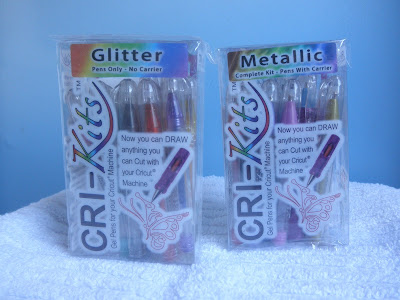 Judy's Handmade Creations: Easel card with Cri-Kits.com gell pens!