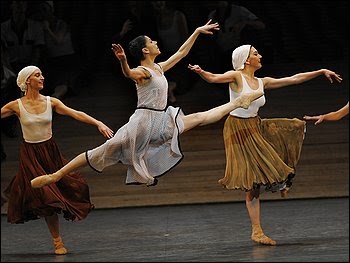 Eat, Run, Read: The Weekend Report: Ballet and the Natural History Museum