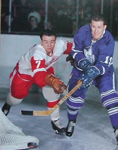 Vintage Leafs: Kent Douglas Photograph