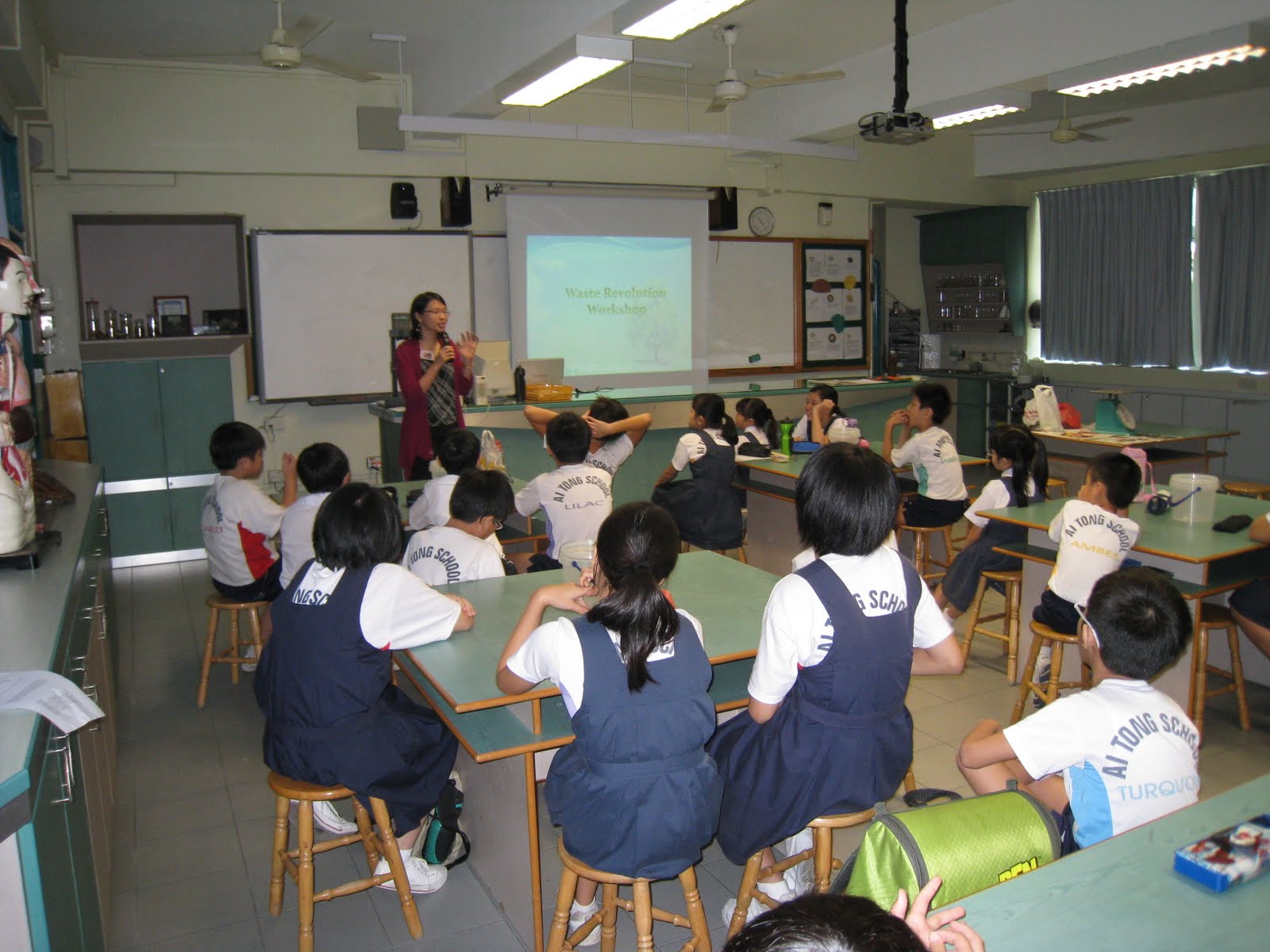 Go Green Global: WASTE REVOLUTION WORKSHOP-AI TONG SCHOOL
