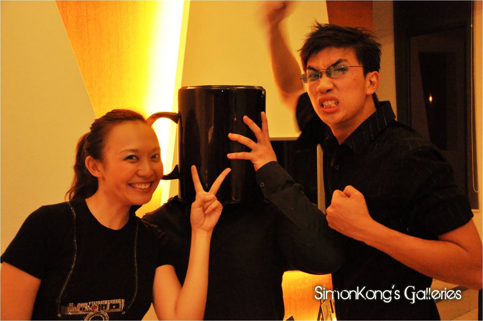 J C Sum and MagicBabe Ning 's magic gig, Zlwin Chew's close up show at ...