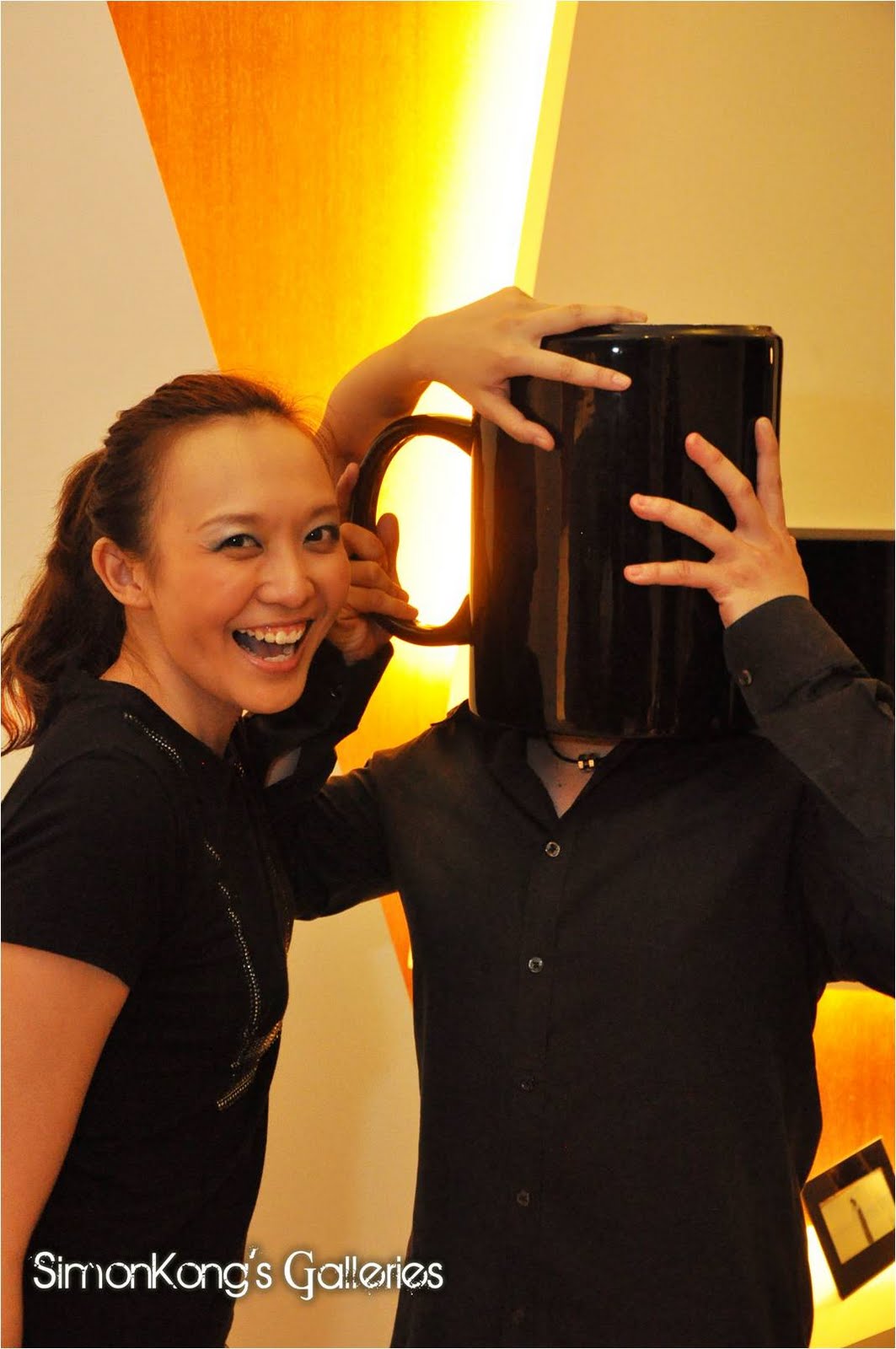 J C Sum and MagicBabe Ning 's magic gig, Zlwin Chew's close up show at ...