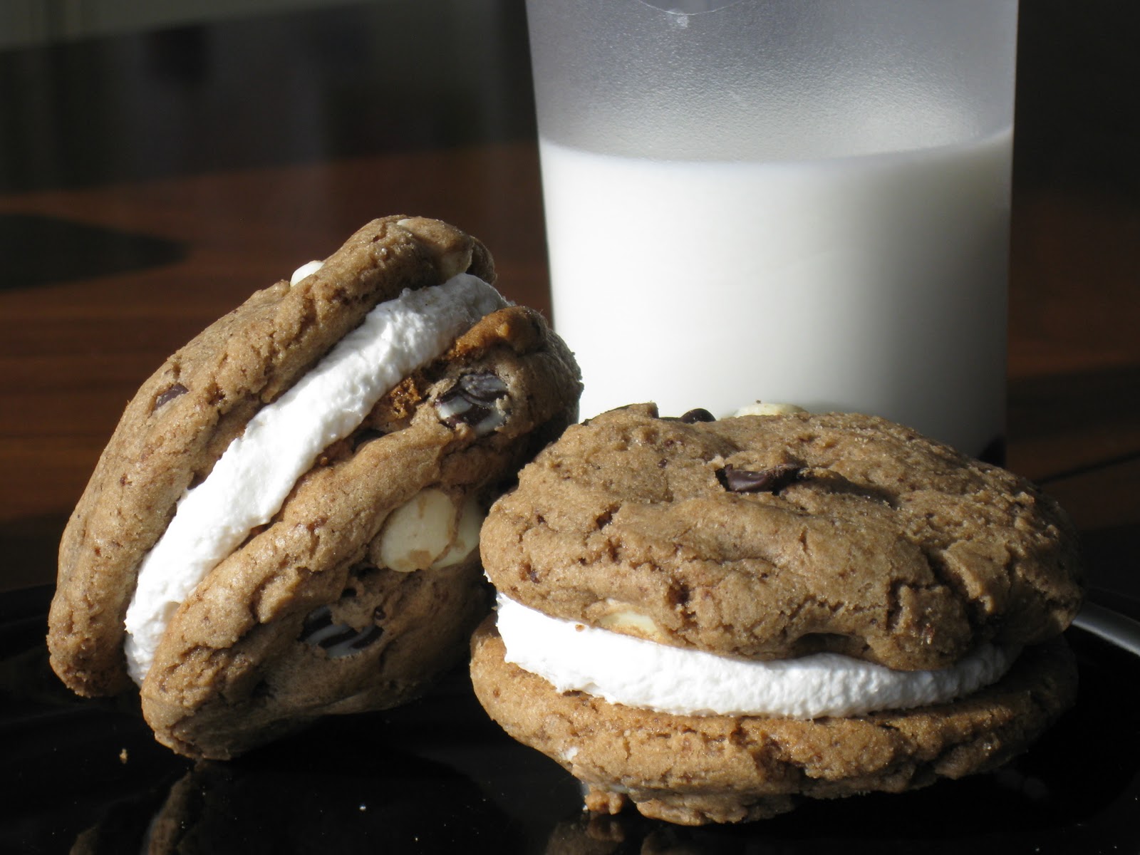 Cardamommy and Coriaunty: Mexican Hot Chocolate Chip Cookies with ...