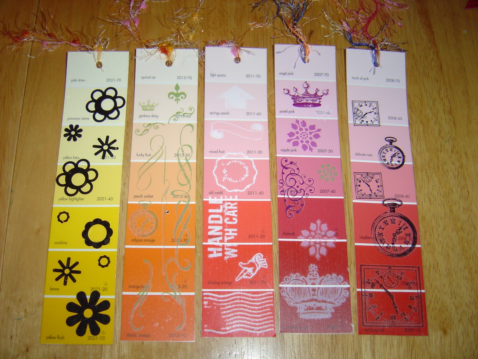 Crafty Mommas: More Paint Chip Crafts!