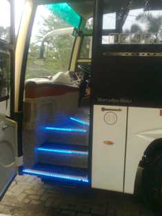 BUS PARIWISATA DBL TRANSPORT DHARMA BUDHI LESTARI: Armada Kami