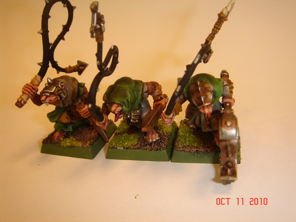 The Chattering Horde: Skaven Packmasters and Master Moulder