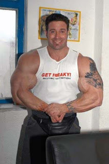 Hard Bodybuilding: Eddie Moyzan