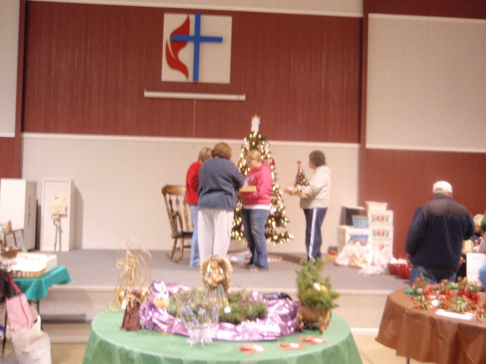 Steph's Paint Studio: Our Church Bazaar 11/06/10