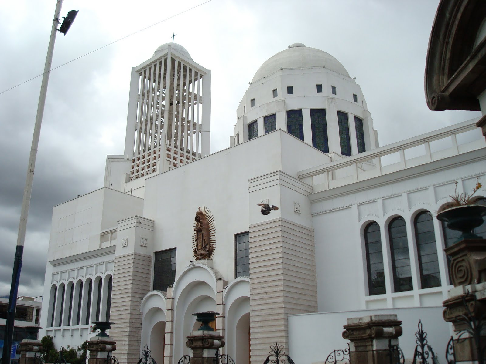 PLAN GERENCIAL DE MOVILIDAD PARA ESTUDIANTES: AMBATO Y SUS ATRACTIVOS ...