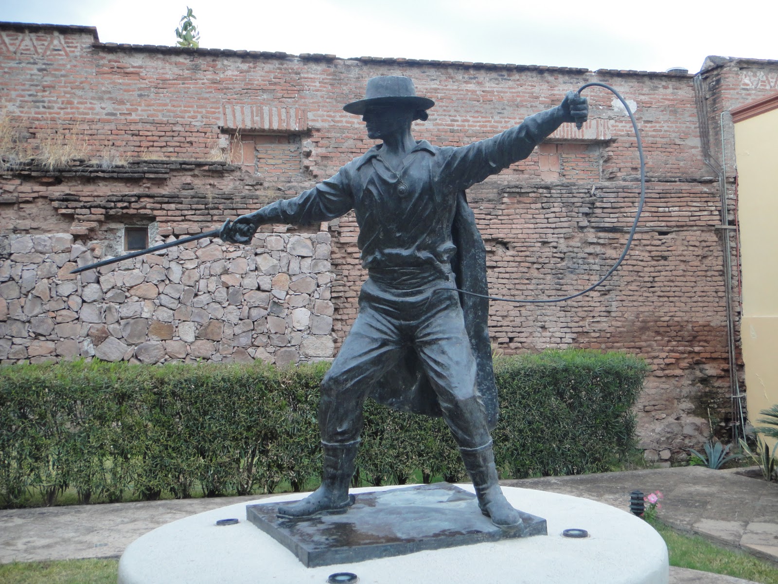 A Stain in the Road: El Fuerte