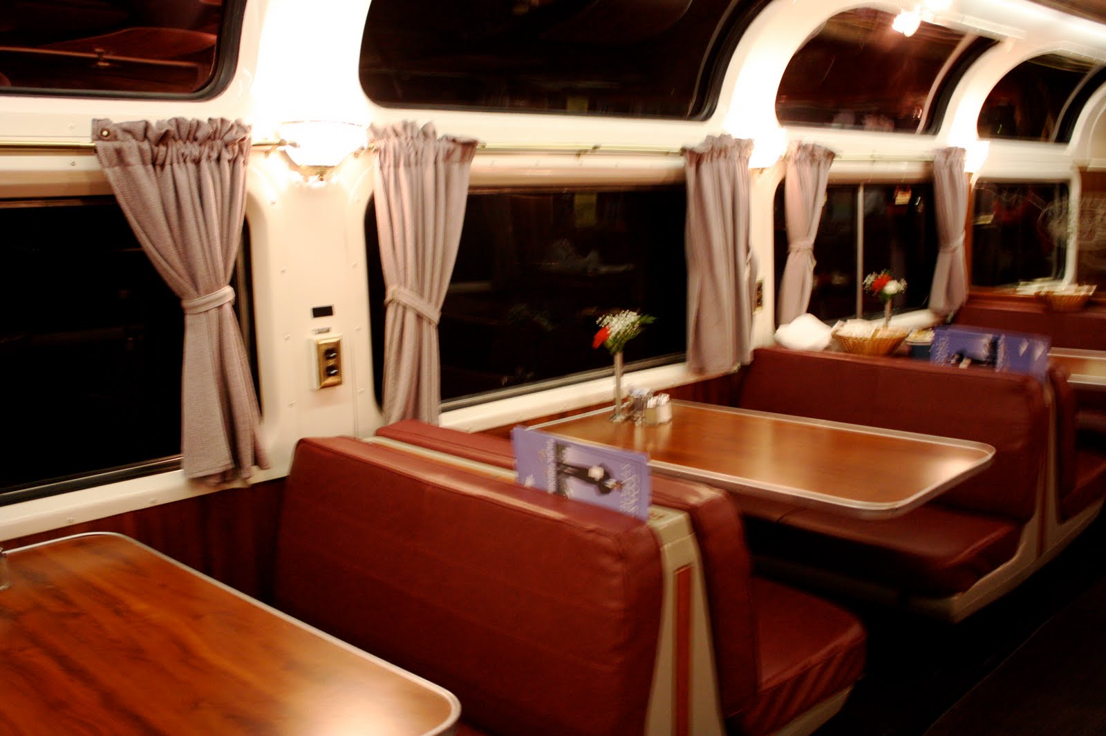 America by Train: What does the train look like from the inside?
