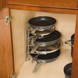 No More Chaos: New Organizing Product Review - Rubbermaid Pan Stacker