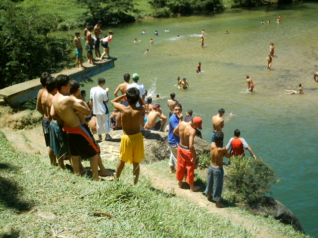 RESEÑA HISTORICA SAN RAFEL: FIETAS DEL RIO