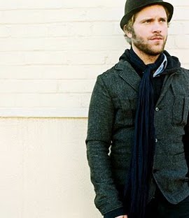 Liquid [Hip]: Mayfield's Raggedness Makes Man-Made Machines