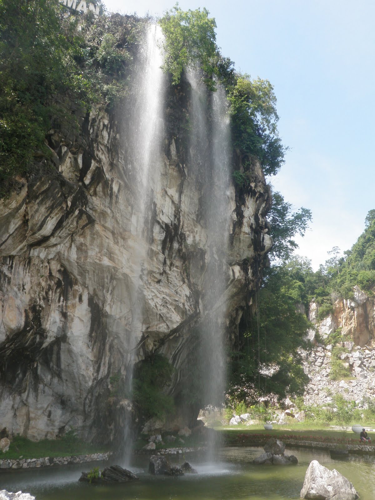 Roots: Gunung Lang Recreational Park, Ipoh 9 Jan 2011