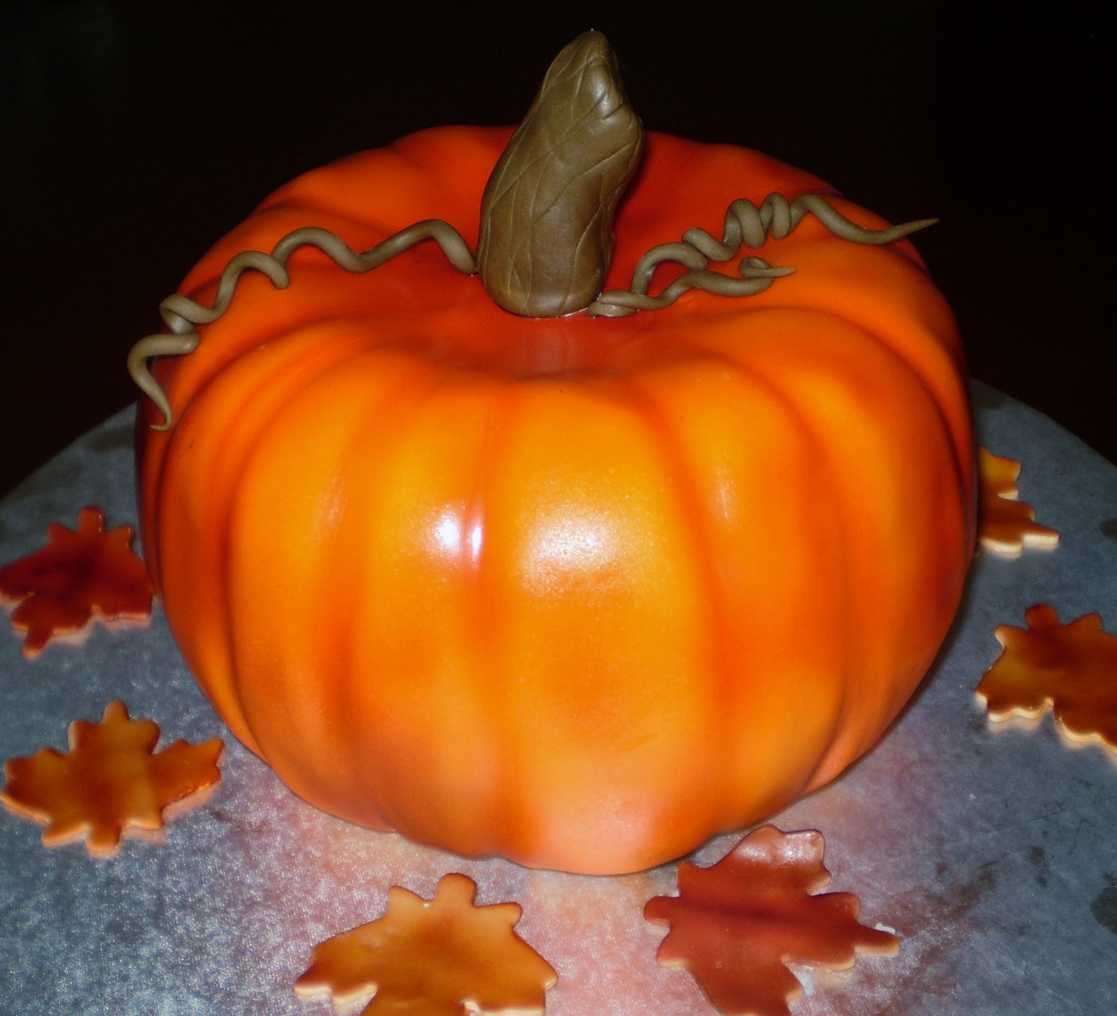Divine Cakes by Janice: 3D Pumpkin Cake