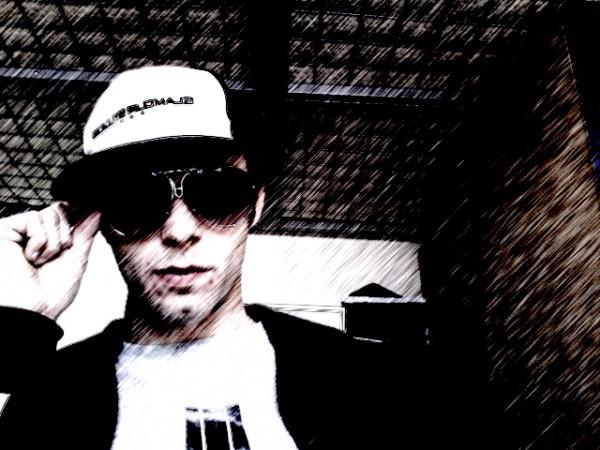 Fora dos Conceitos...: OUT Apresenta : DJ FABIO FUSCO!