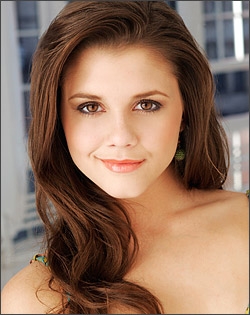 Alexandra Chando | the Fashion Spot