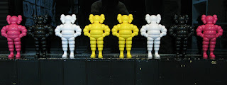 BOUNDLEZZ UNLIMITED: KAWS CHUM