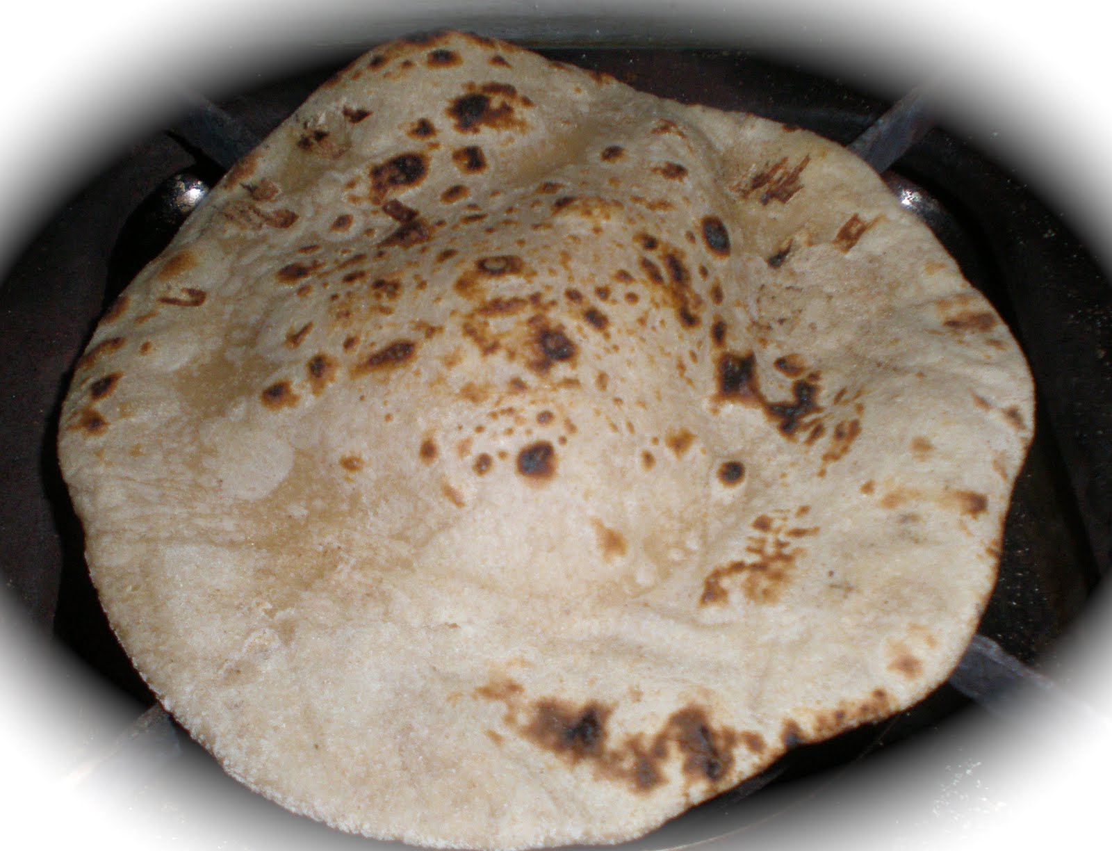 Niya's World: Homemade Tandoori roti without Tandoor