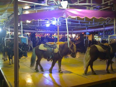 Revolución Verde: Ponys de feria: Tú te diviertes, él sufre