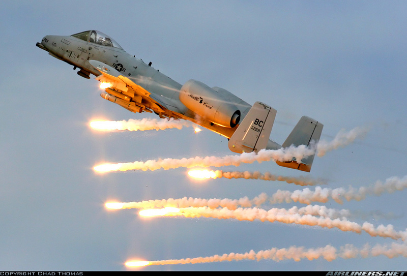 En el aire: A-10 Thunderbolt II