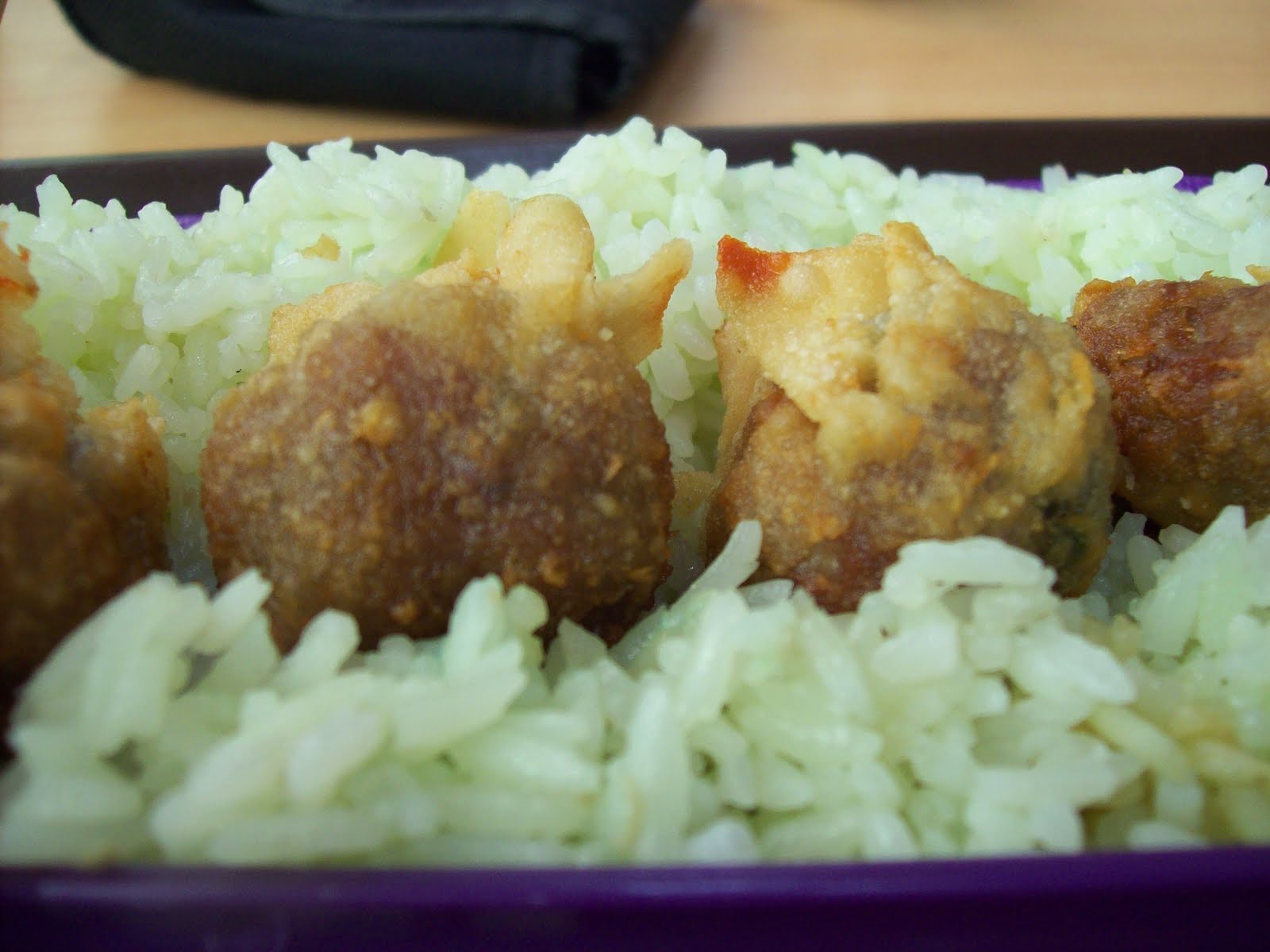 Cogito Ergo Sum: Review: Why there is always a long line in Pao-Tsin