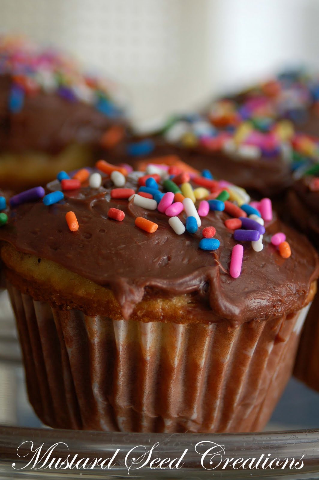 Cupcakes & Craig's List | Miss Mustard Seed