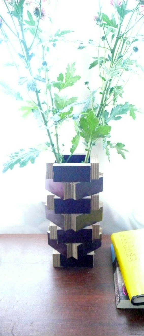 dingsboems: leftover plywood vase