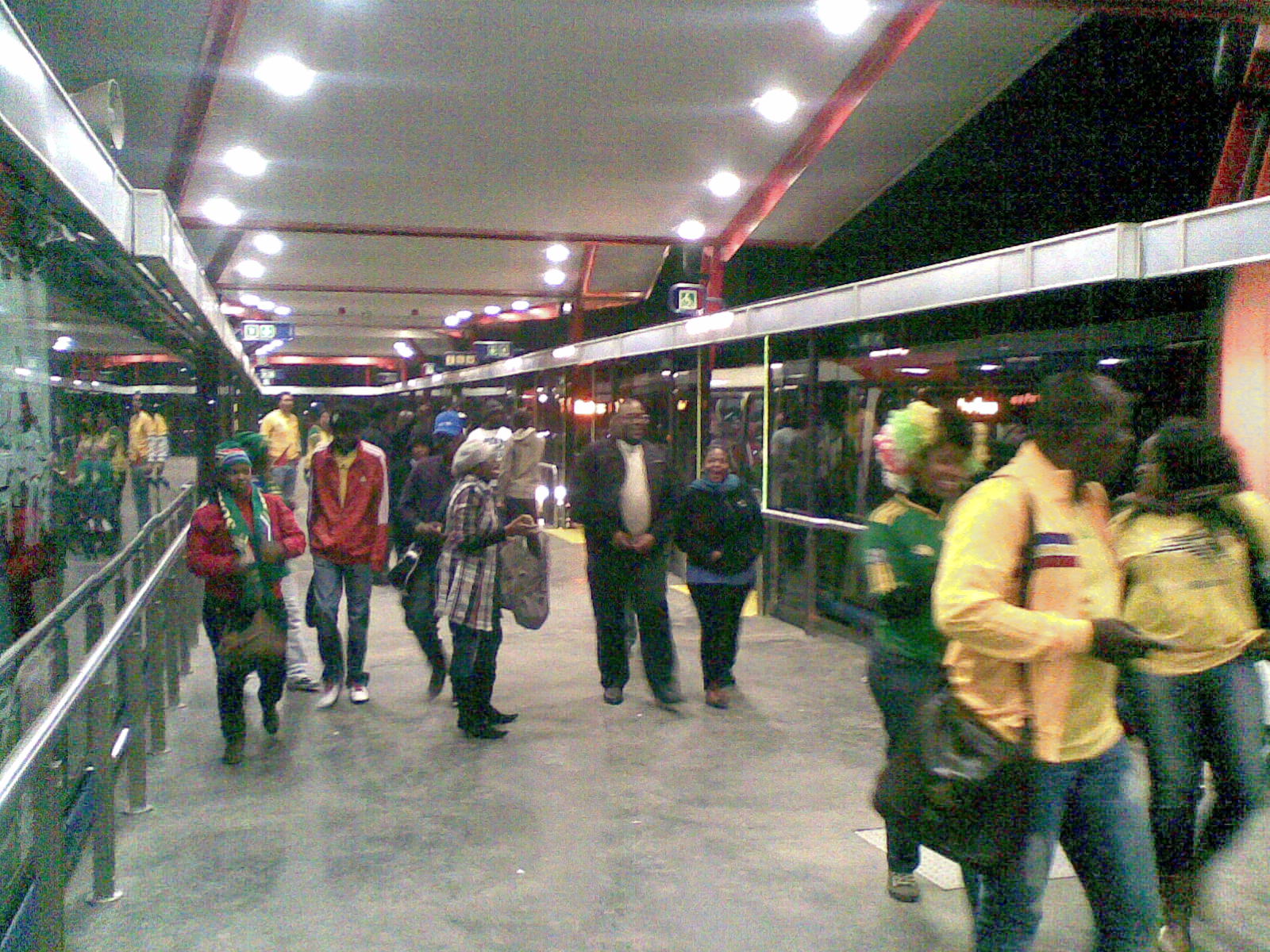 Paradigm Shift Your Life: South Africa's public transport - Rea Vaya Rocks