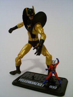 That Figures: REVIEW: Marvel Universe's Yellowjacket (With Ant Man)
