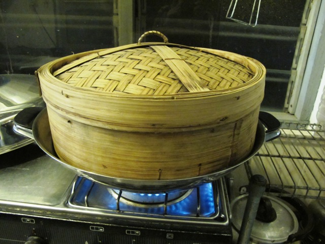 CAKES, COOKIES AND COOKING: Chinese Steam Bun or PAU