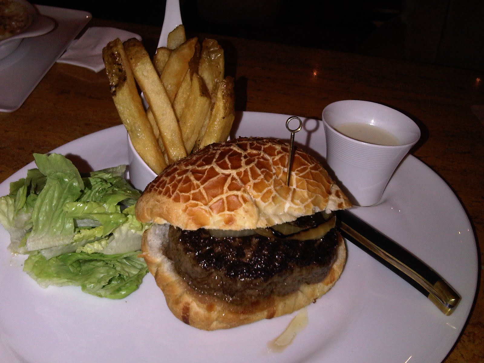 Babyruth's Munch/Gulp & Frames!: Opulent Comfort Food, the Lusso Way!