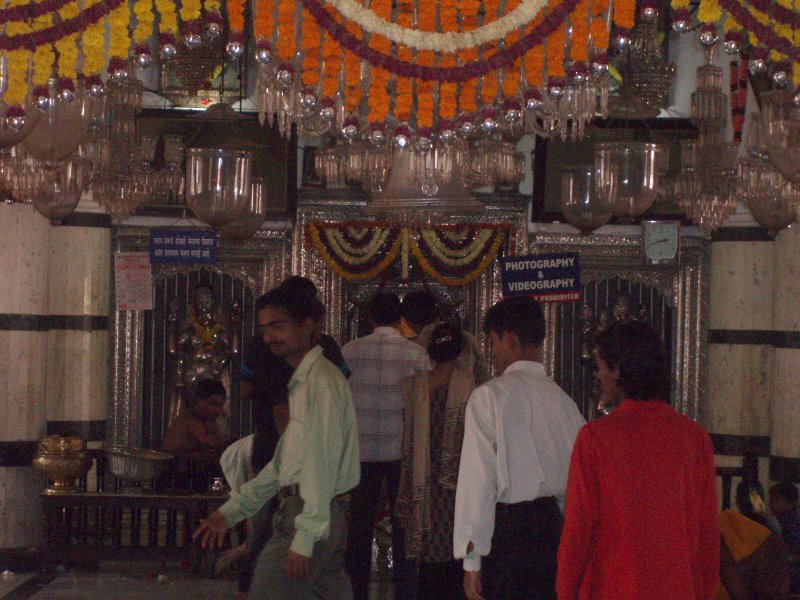 Travelogue Unlimited: Mangeshi & Mahalaxmi Temples of Goa : A Photo ...