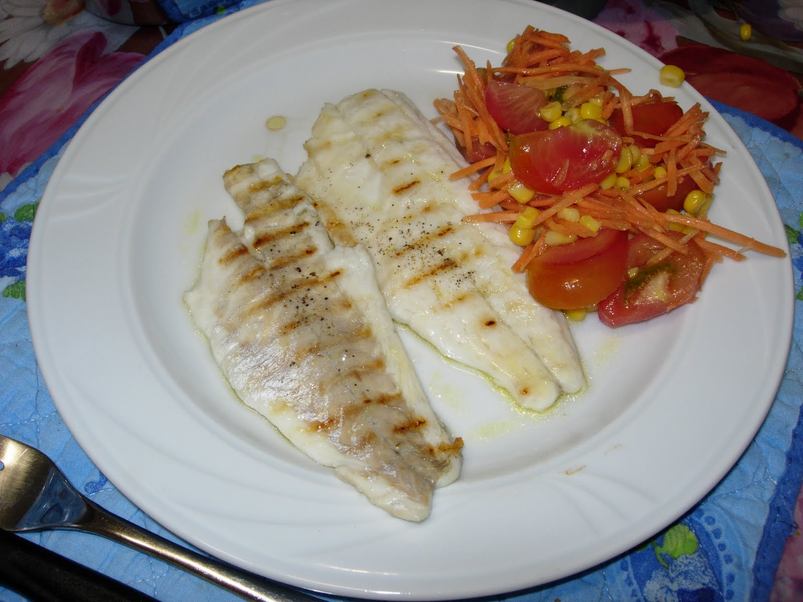 Filetto di spigola grigliato senza fumo nè puzza!: le Vostre ricette ...