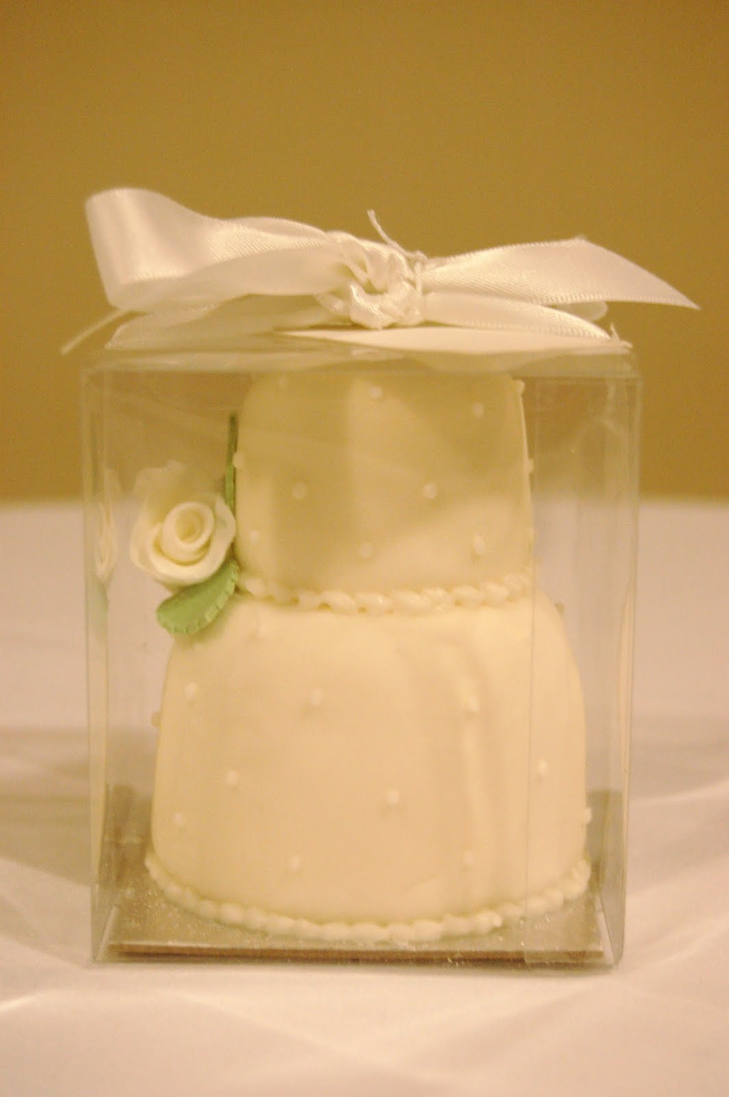 iced: Verity and Simon's Elegant Ivory Cake
