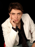 Looking For Paradise: Alan Fernando