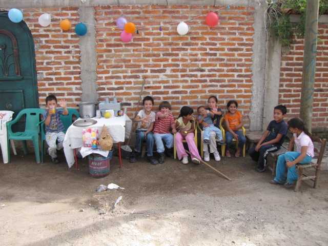 Sparks Mexico: Fiesta de Bautizo