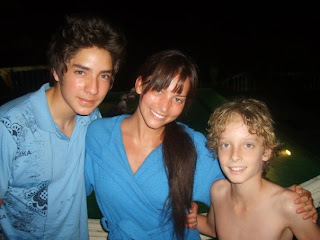 famous people and children: Génesis Rodríguez