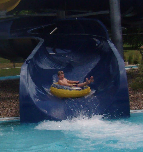 Williams Family: Pella Aquatic Center with Adventure River