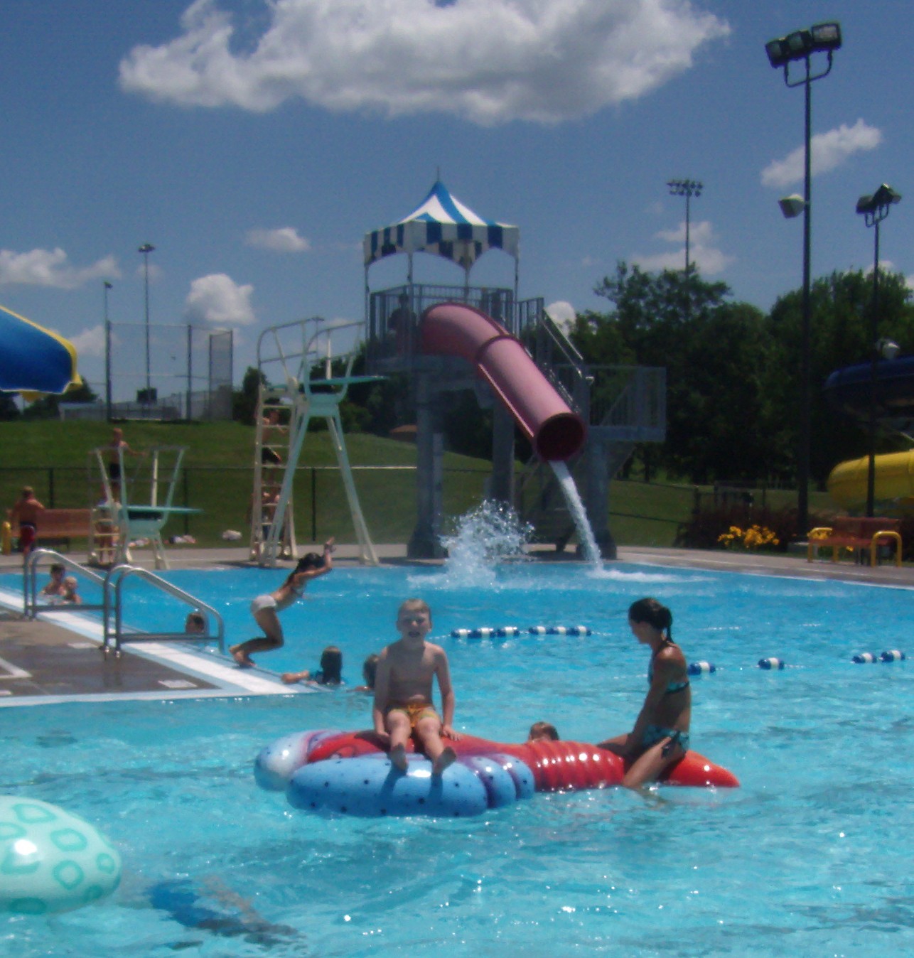 Williams Family: Pella Aquatic Center with Adventure River